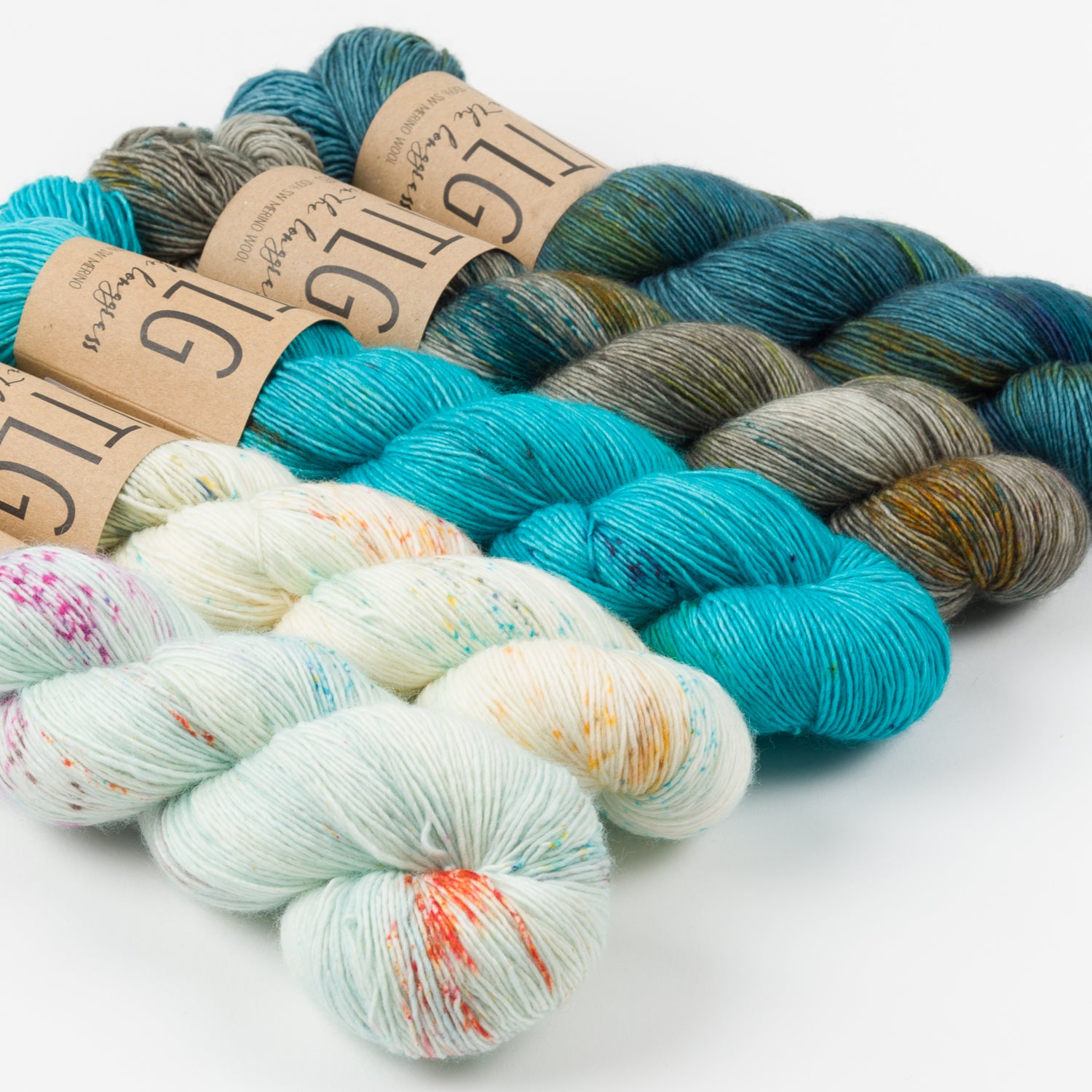 GLITTERING SNOWSCAPE SHAWL - Stephen & Penelope