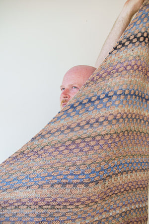 WOVEN CHECKS SHAWL PATTERN - Stephen & Penelope