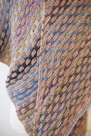 WOVEN CHECKS SHAWL PATTERN - Stephen & Penelope